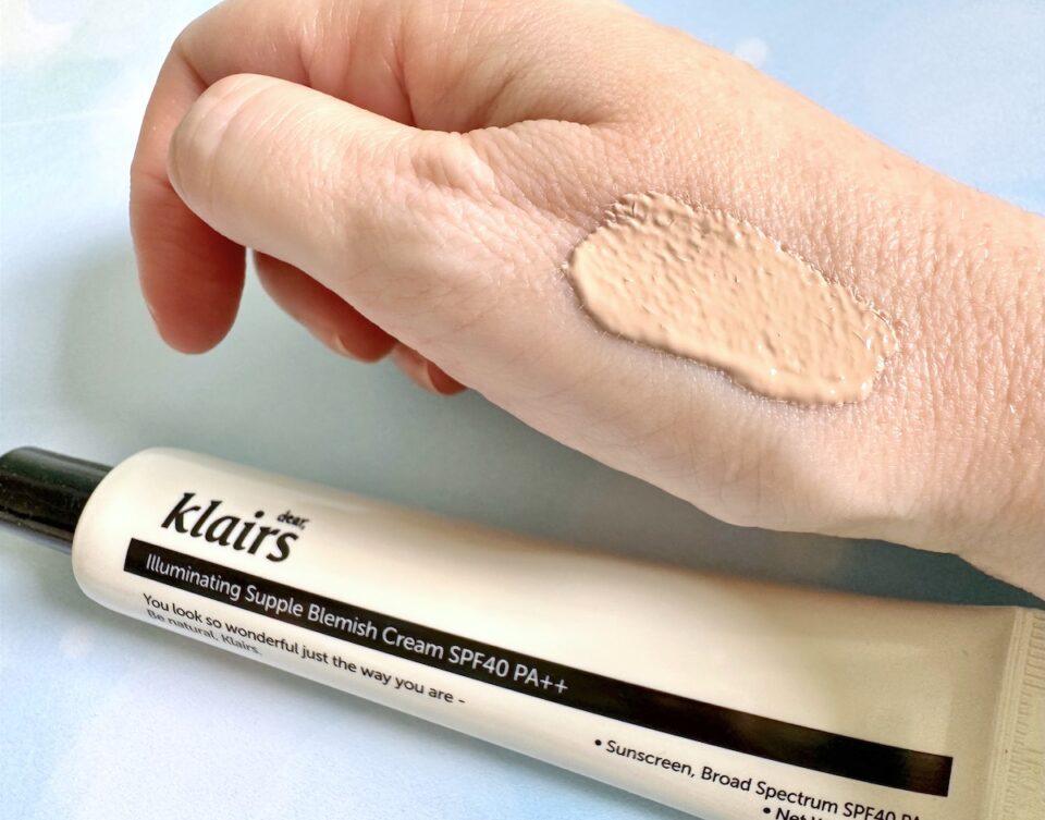 8 Best Korean Sunscreens for Acne-Prone Skin - The Skincare Enthusiast